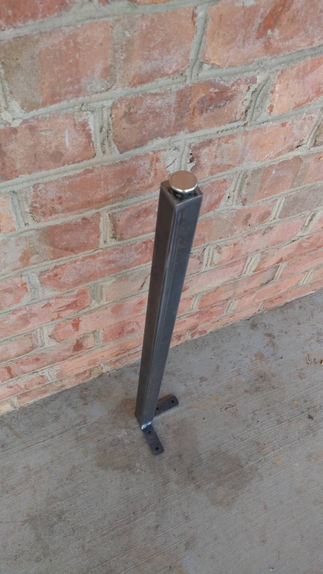 Raw 40 Inch Straight Metal Leg With Adjustable Leveling Foot - Beeswax ...