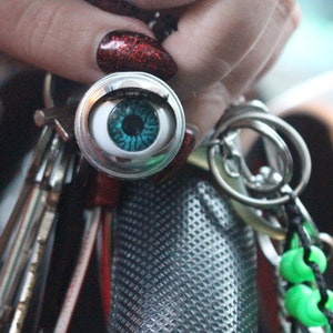 Eyeball Keychain, Blinking Doll Eye Keyring, Dolly Parts, Oddity ...