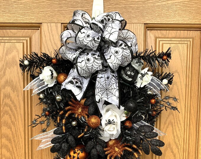 Halloween Swag Door Hanger With Large Spiders - Black Halloween Door ...