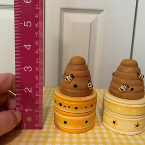 Hand Painted Bee Boxes Small Rustic Round Boxes With Bees Bee Themed ...