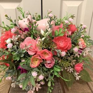 Small Artificial Flower Centerpiece With Rustic Ceramic Pig Pig ...