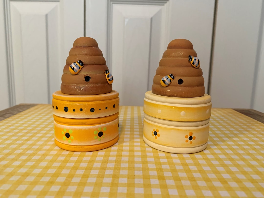 Hand Painted Bee Boxes Small Rustic Round Boxes With Bees Bee Themed ...