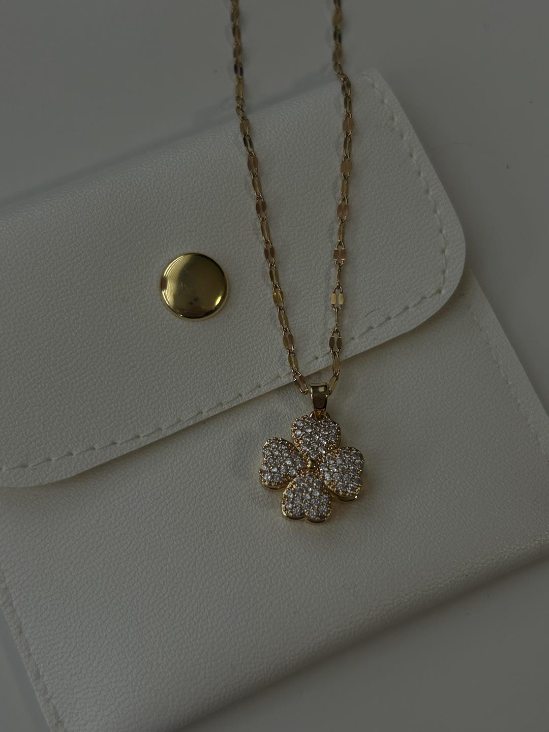 Gold Spinning Clover Necklace - Etsy