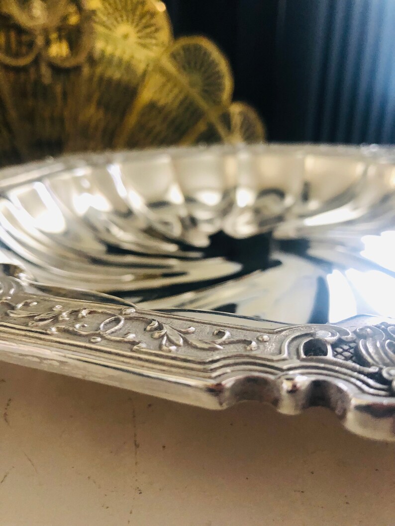 VICTORIAN SILVERPLATED TRAY, Royal Crown, Round Hollowware , Wedding ...