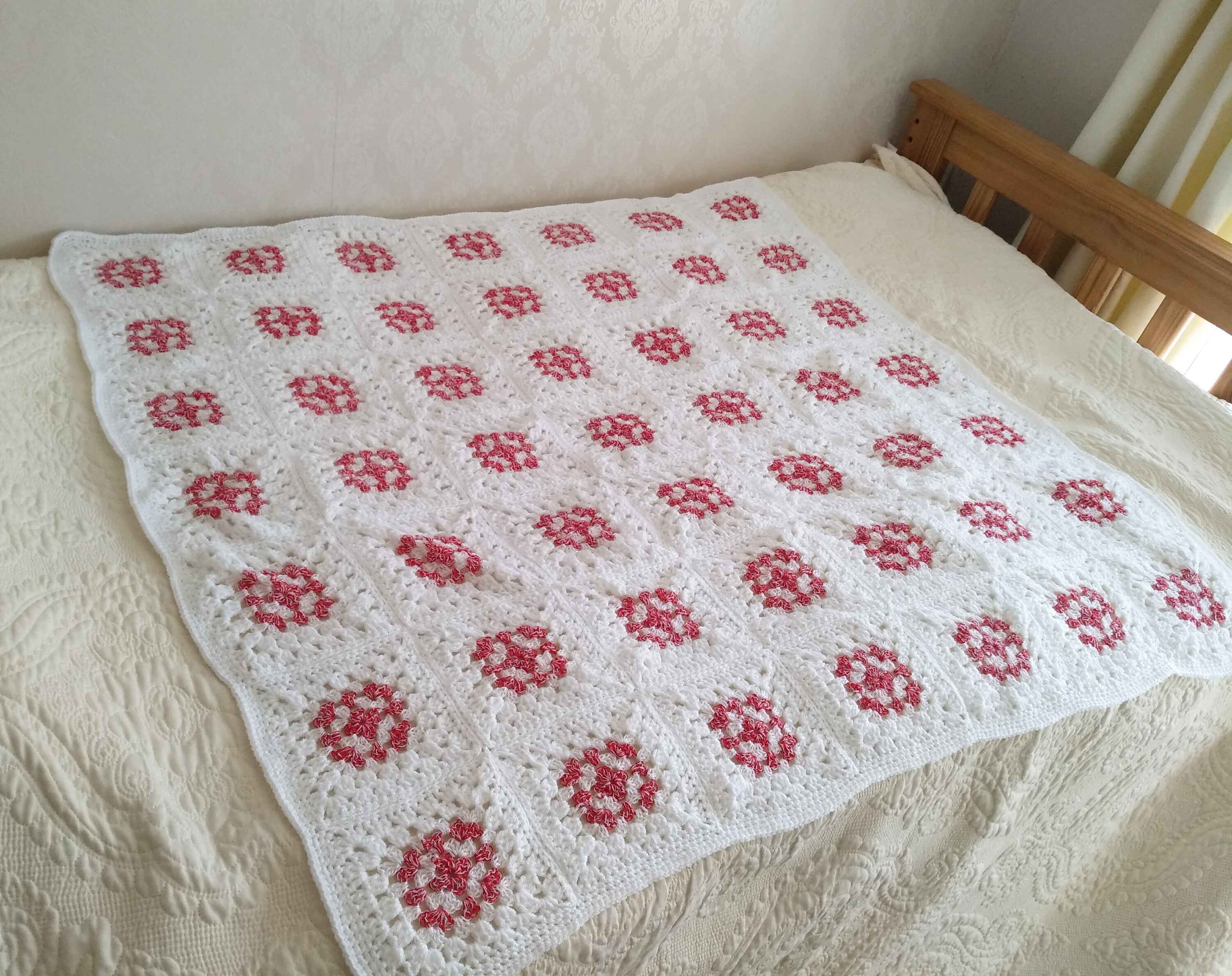 Warm Crochet Blanket White Red Knit Lap Warmer Cosy Granny | Etsy