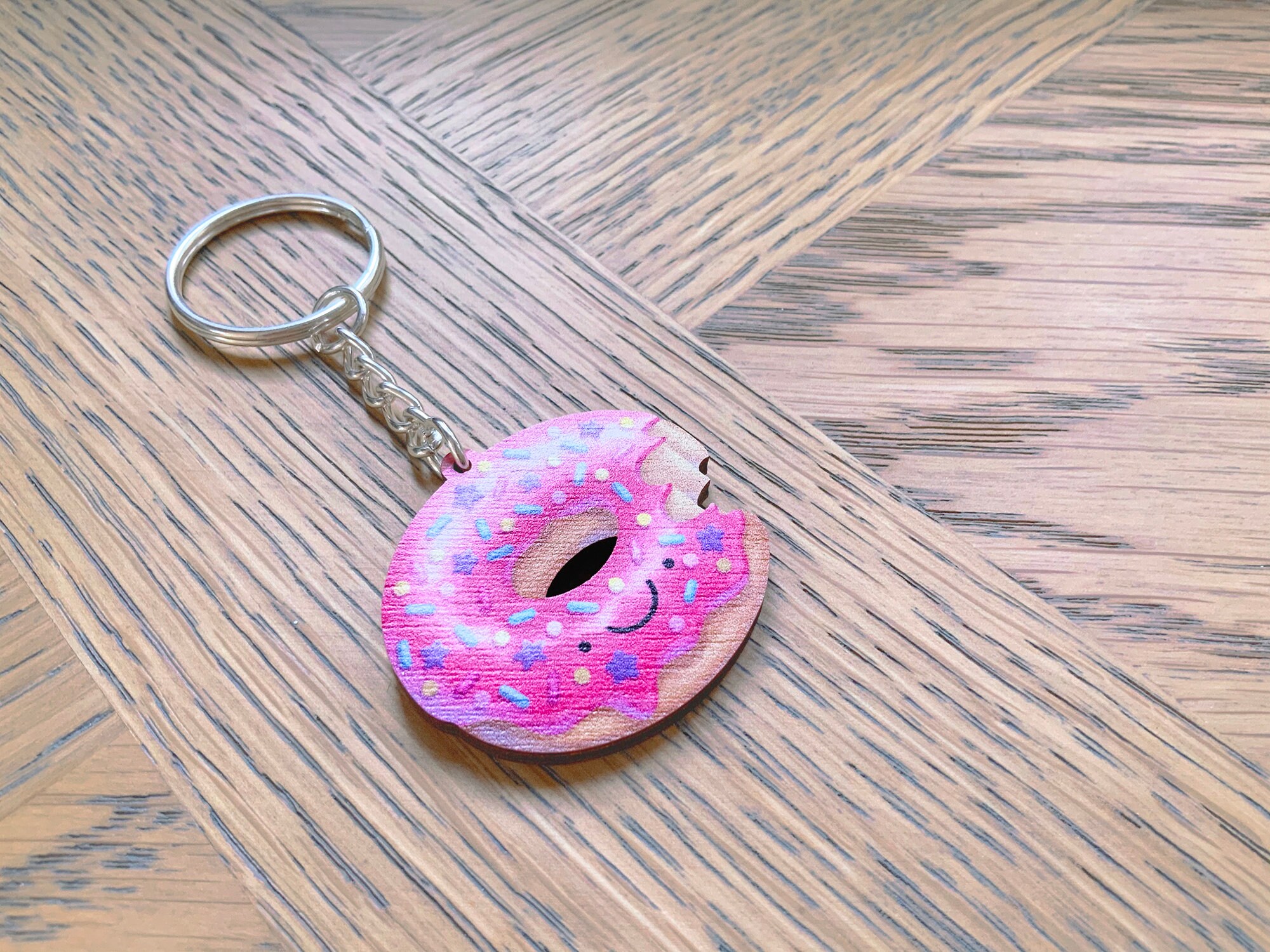 Smiley Doughnut Keychain, Pink Donut Keyring, Cute Cartoon Dough-nut ...