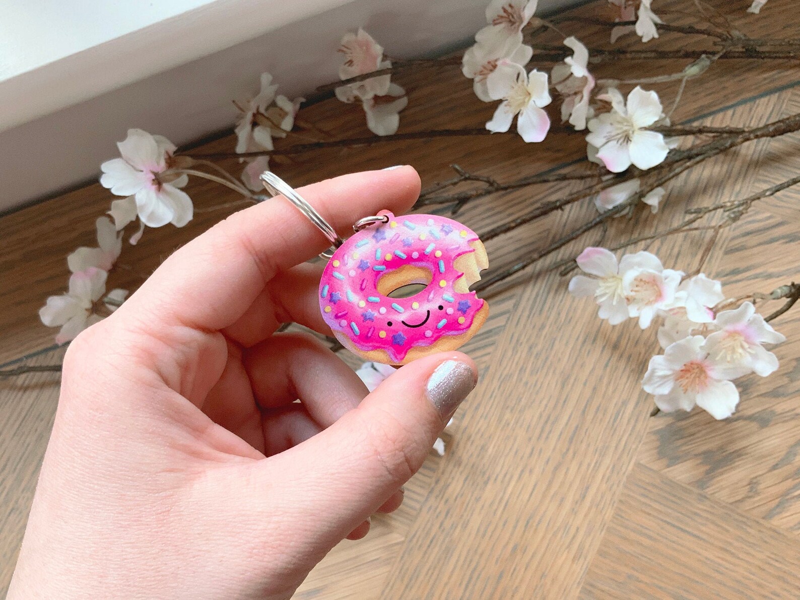 Smiley Doughnut Keychain, Pink Donut Keyring, Cute Cartoon Dough-nut ...