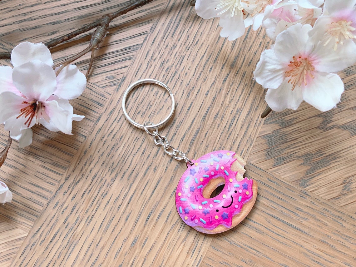 Smiley Doughnut Keychain, Pink Donut Keyring, Cute Cartoon Dough-nut ...