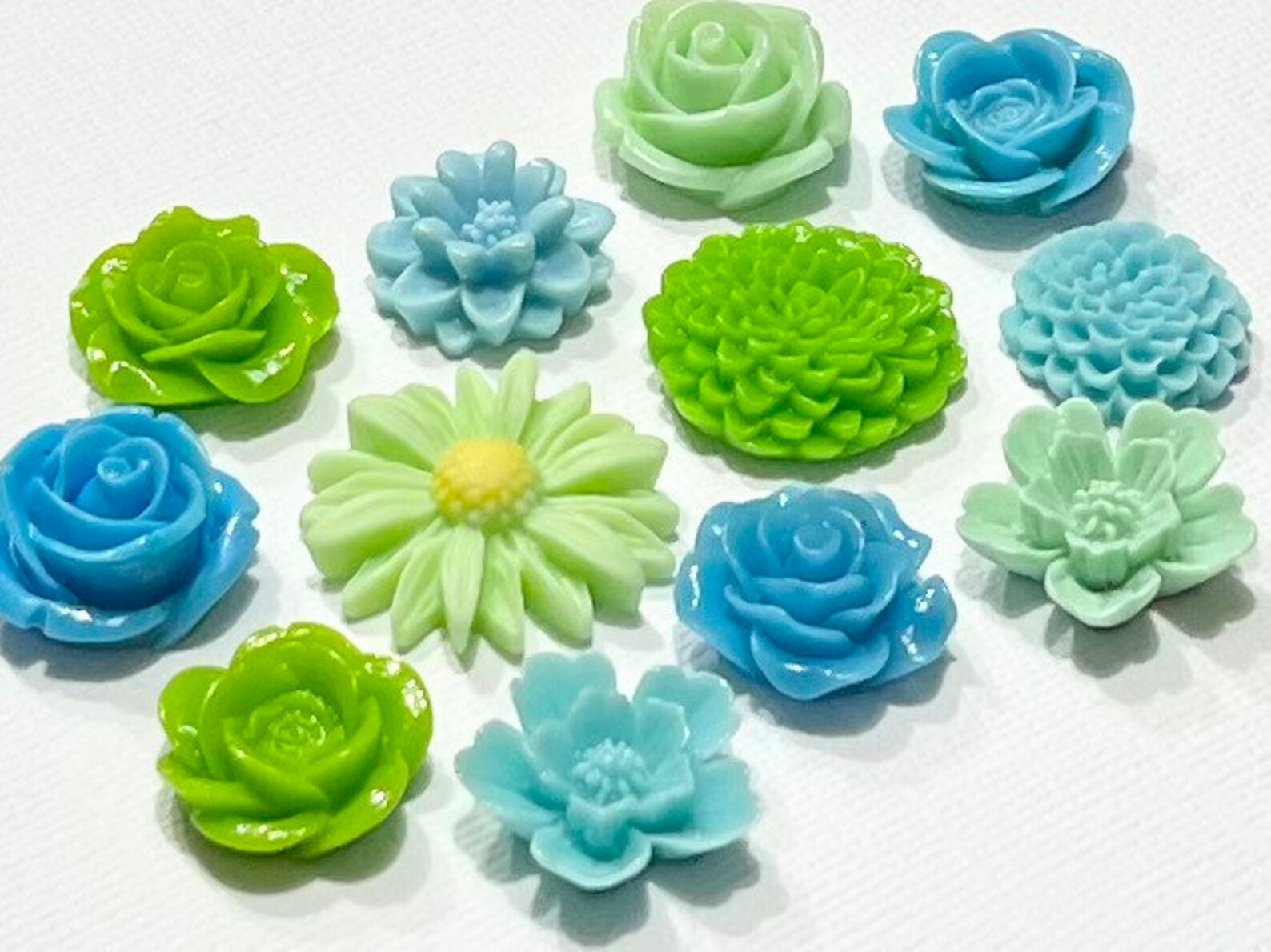 Flower Push Pins or Magnets Set in Teal and Bright Green - Etsy