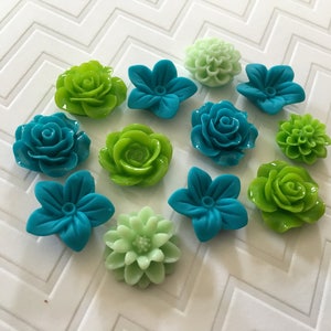 Flower Push Pins or Magnets Set in Teal and Bright Green | Etsy