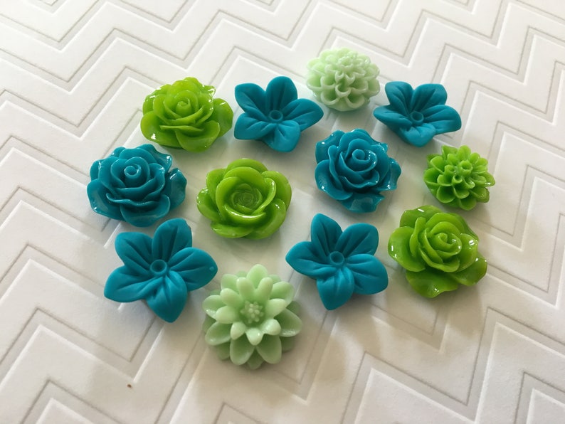 Flower Push Pins or Magnets Set in Teal and Bright Green | Etsy