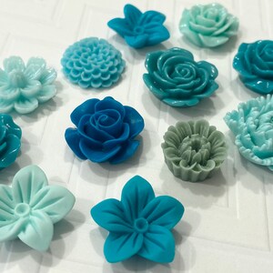 Flower Push Pins or Magnets Set in Shades of Blue & Teal - Etsy