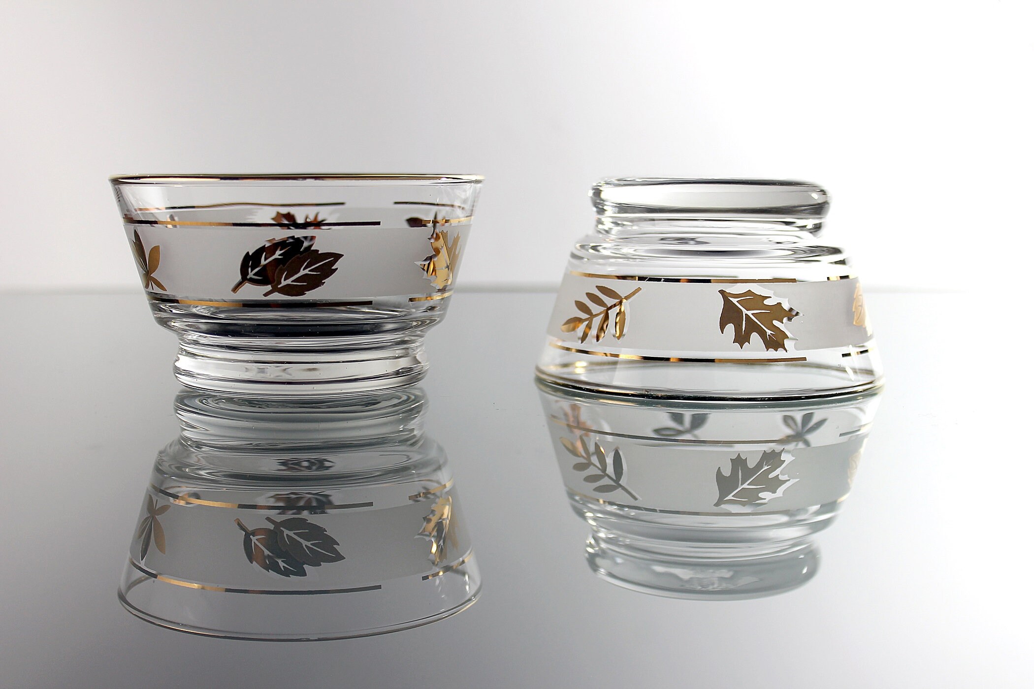 Libbey Glass Company Golden Foliage Oyster Or Fruit Cocktail Bowls Set Of 2 Frosted Glassware