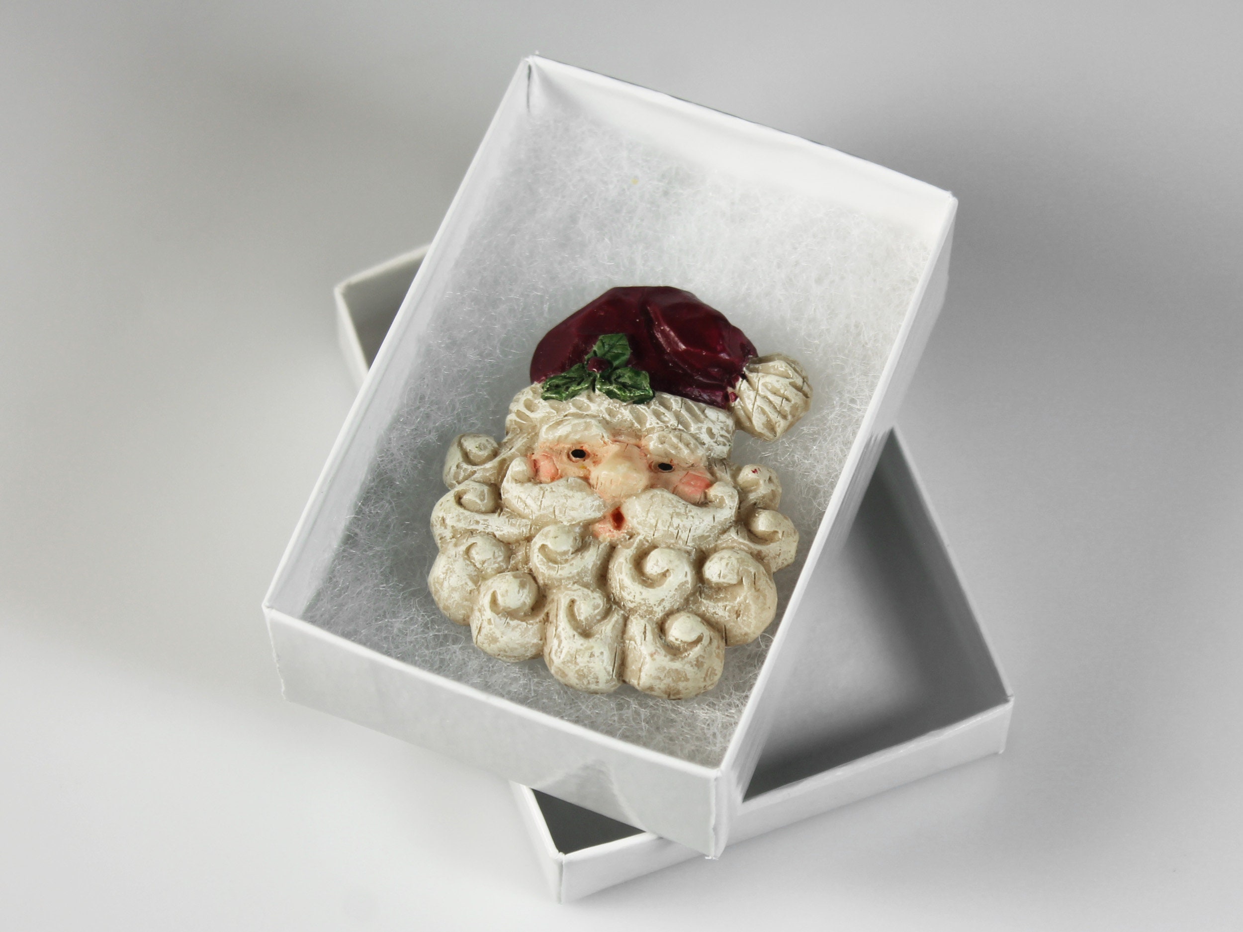 Santa Face Pin, Santa Claus Head Brooch, Push Back Pin, Carved Resin ...