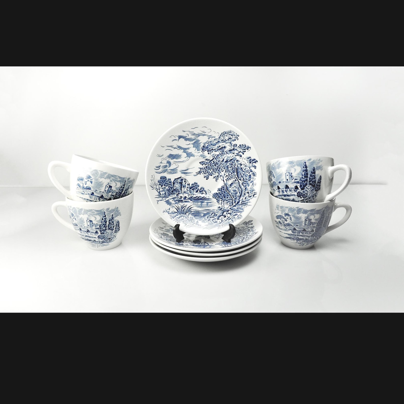 Enoch Wedgwood Countryside Cups and Saucers – Blue and White ...