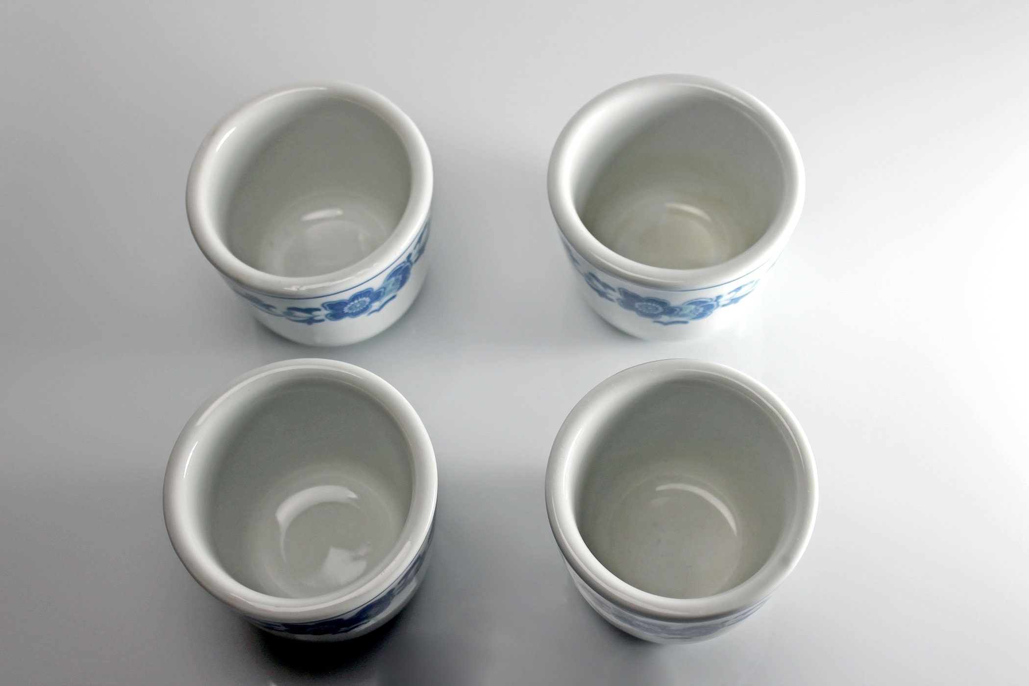 Sake or Tea Cups, Guoguang, China Star, Floral Pattern, Blue and White ...