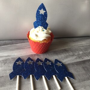 Rocket Cupcake Toppers, Rocket & Moon Toppers, Two the Moon Party ...