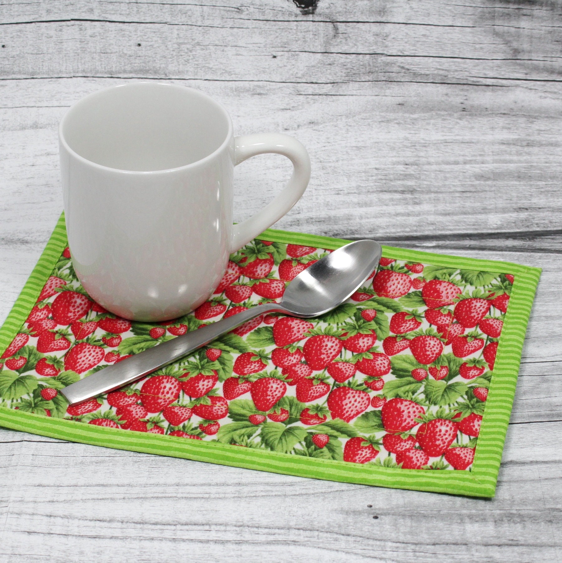 Quilted Strawberry Mug Rug Finished Ready to Use 7x10 - Etsy