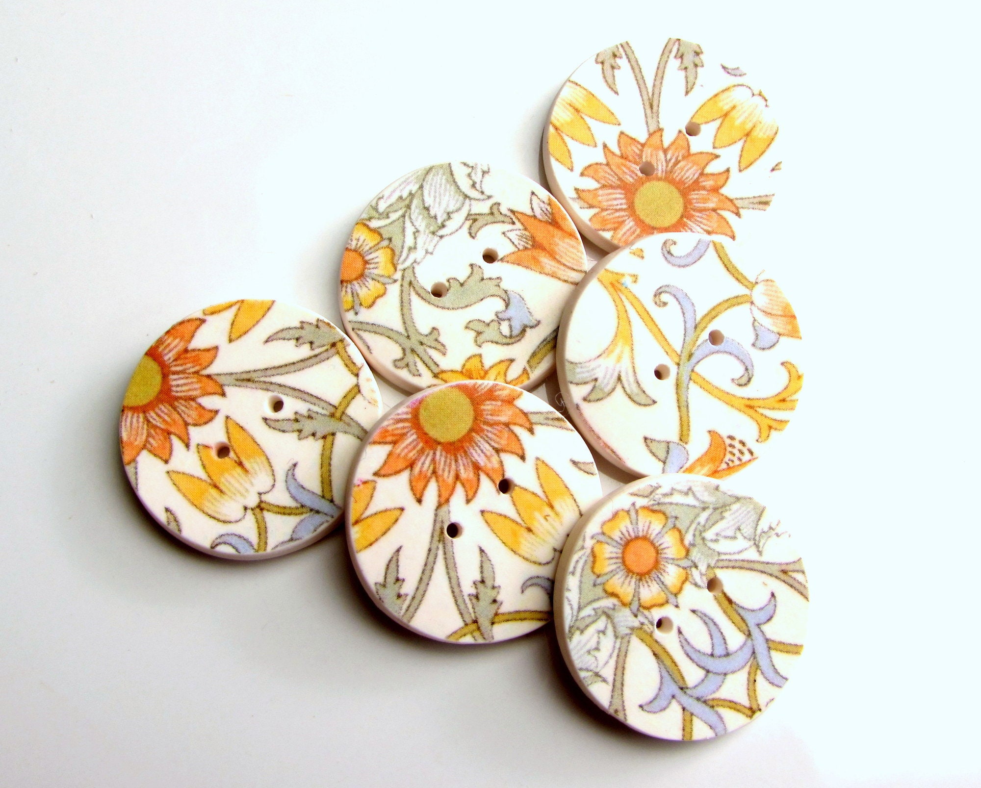 William Morris Buttons - Daisy 155 - Etsy