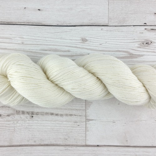 Undyed Yarn Superwash Merino / Nylon 4 Ply Sock Yarn 1kg 10 | Etsy