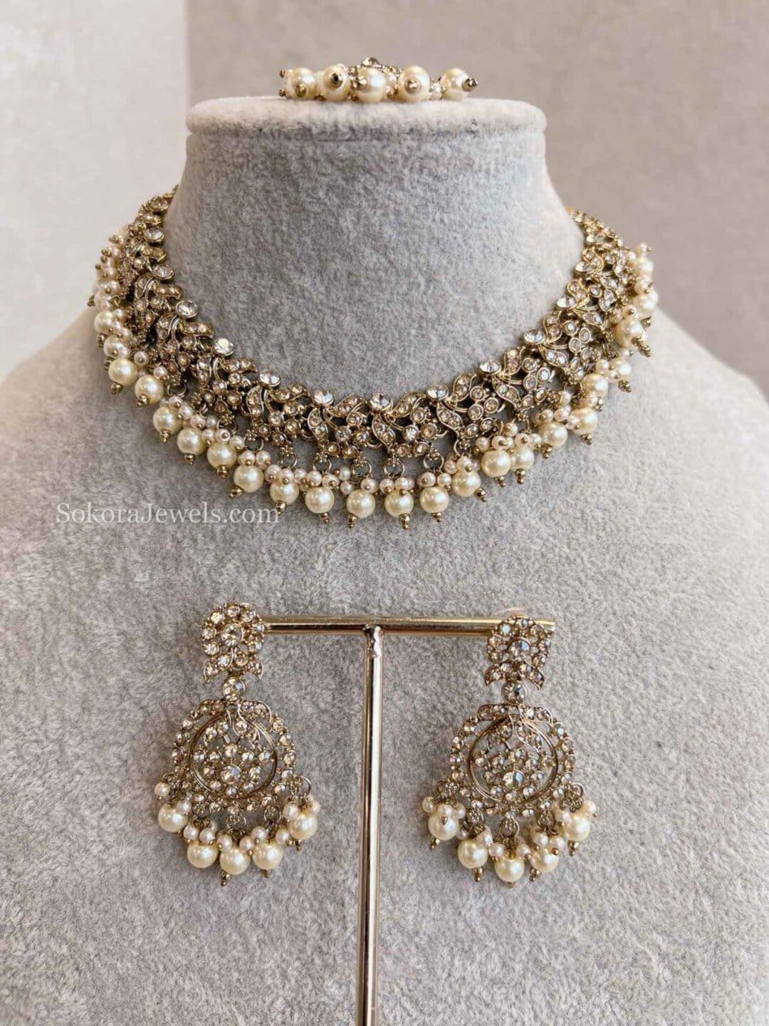 Preasha Golden Necklace Sets - Etsy