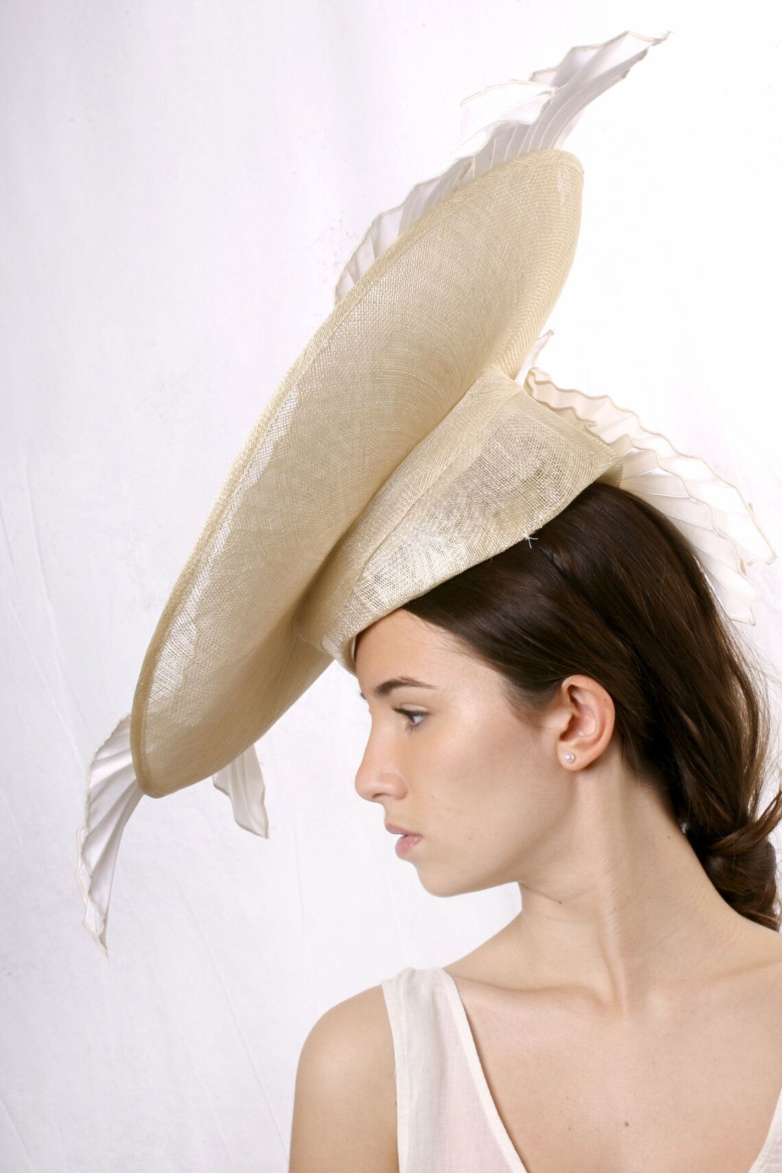 Statement Wedding Hat, Gorgeous Cream Hat, Couture Bridal Hat ...