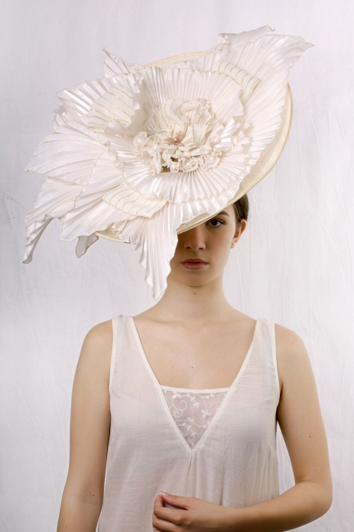Statement Wedding Hat, Gorgeous Cream Hat, Couture Bridal Hat ...