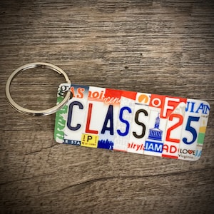 Class of 23 Keychain Class of 24 25 26 27 Gift Senior Bag - Etsy