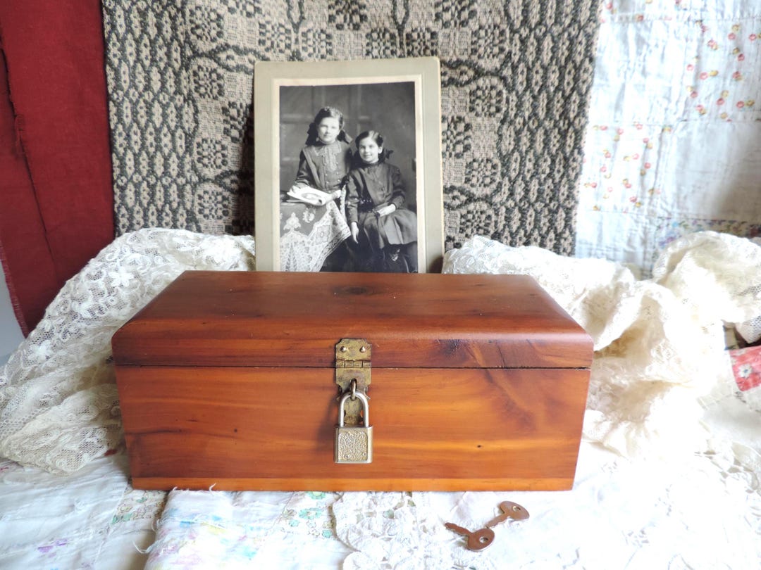 Vintage Miniature Lane Cedar Chest With Latch Plus Lock and Key ...