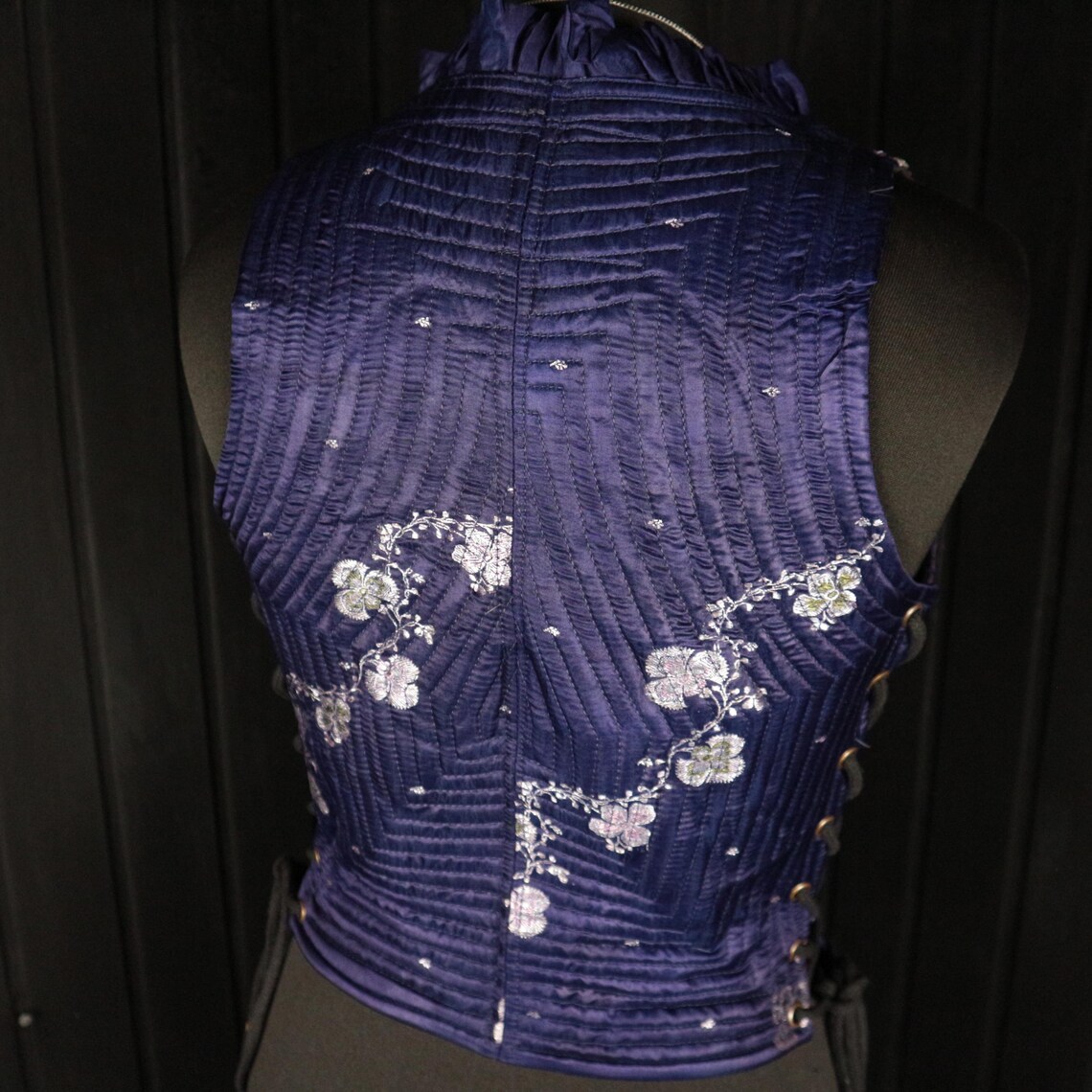 ERINNA - 34"-38" Overbust MALLACA Bodice Top - Size M Adjustable Side ...