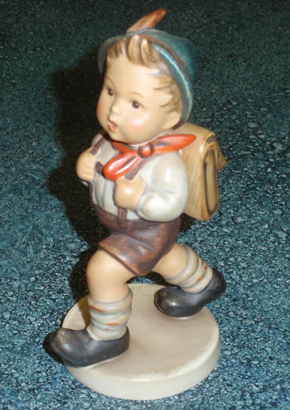 Hummel boy with backpack store
