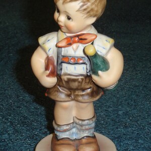 Valentine Joy Goebel Hummel Figurine #399 TMK6 - CUTE Boy With Heart ...