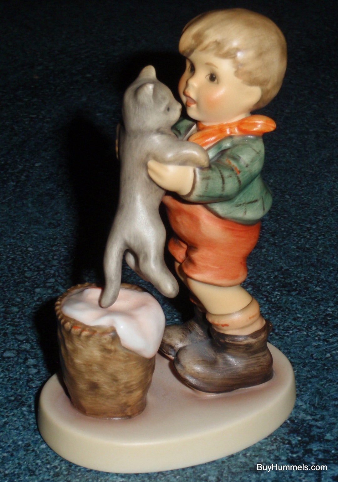 The "kitty Kisses" Goebel Hummel Figurine #2033 Boy With Brand New Kitten - CUTE COLLECTIBLE ...