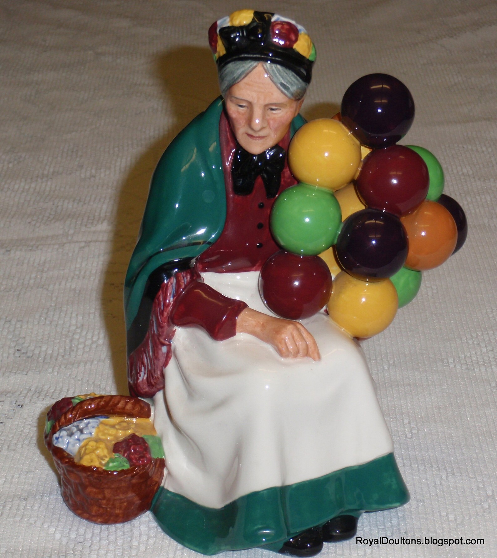 RETIRED "the Old Balloon Seller" HN1315 Royal Doulton Figurine - Great ...