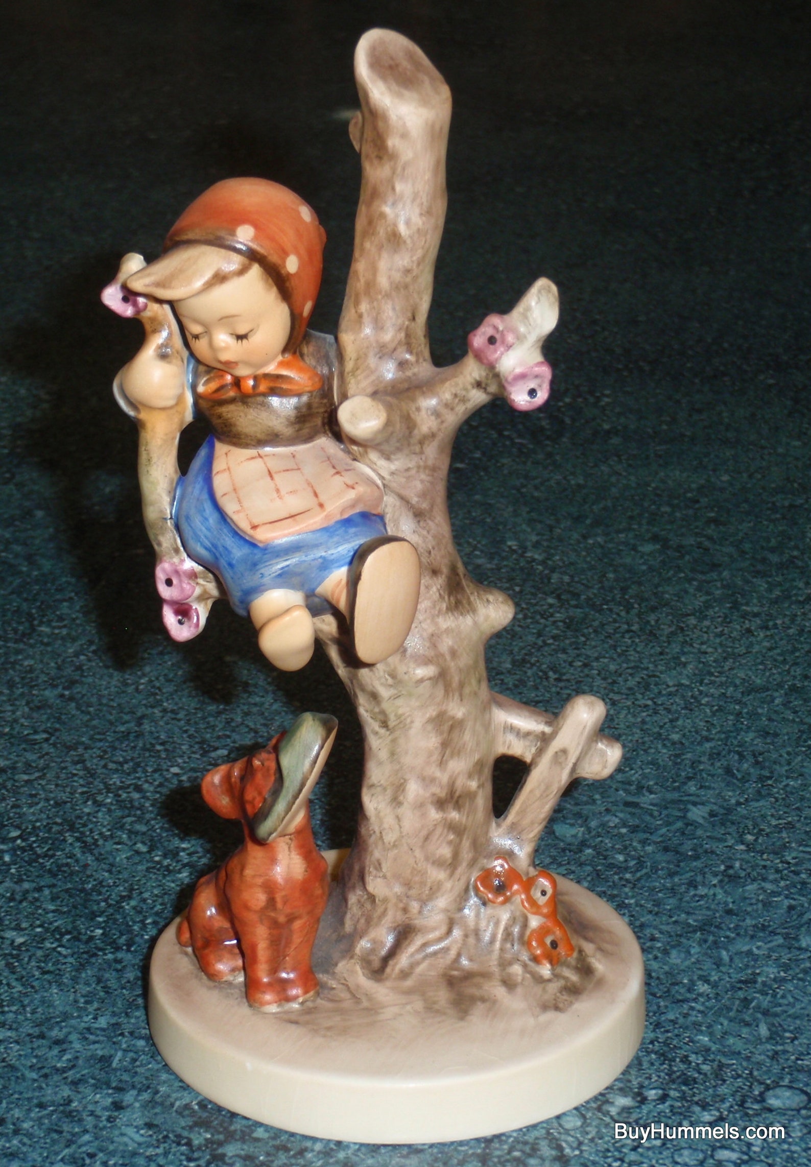 Out of Danger Goebel Hummel Figurine 56/B TMK5 Girl in Apple - Etsy