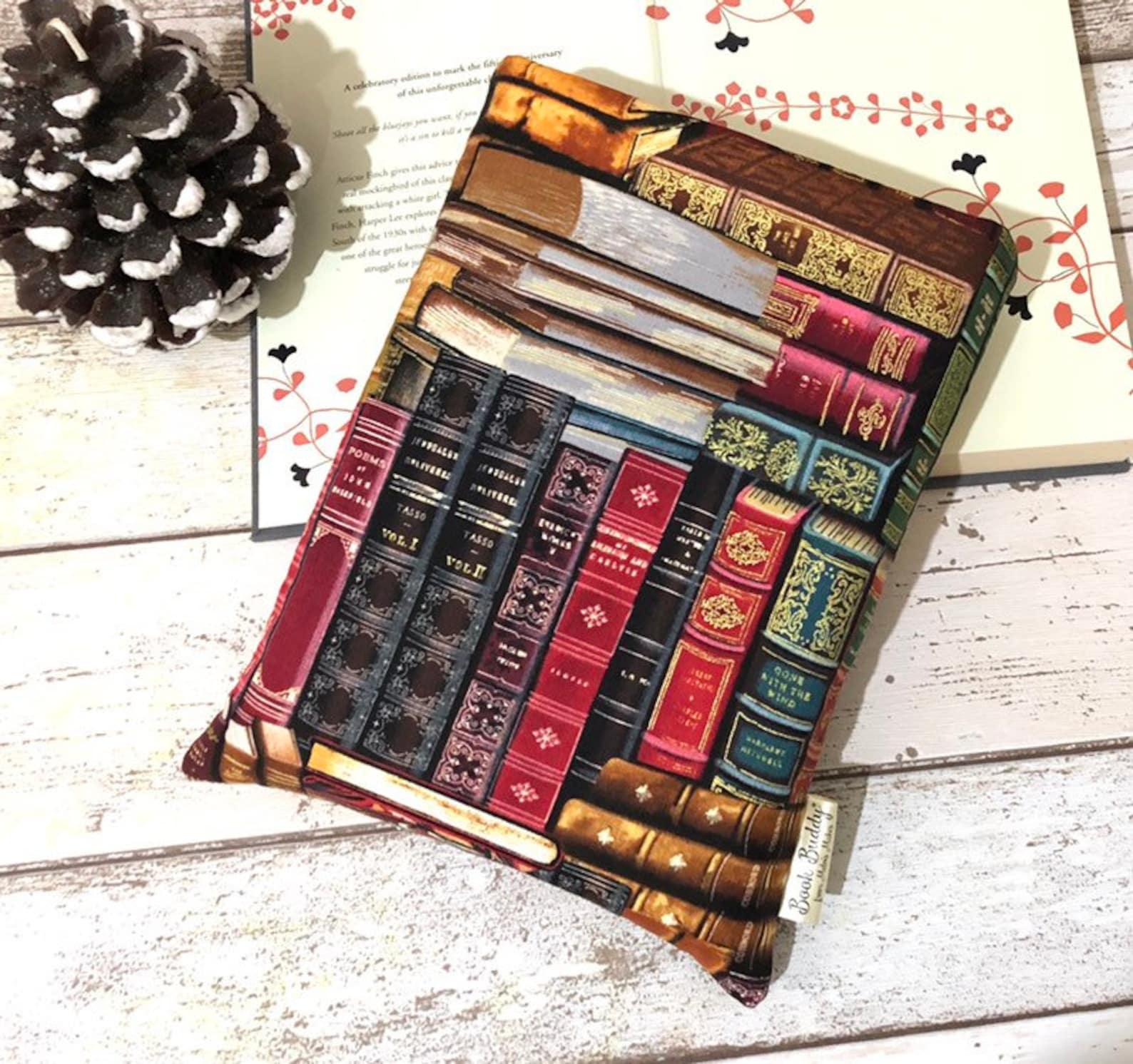 Classic Books Padded Book Sleeve: Cotton Book Protector - Etsy