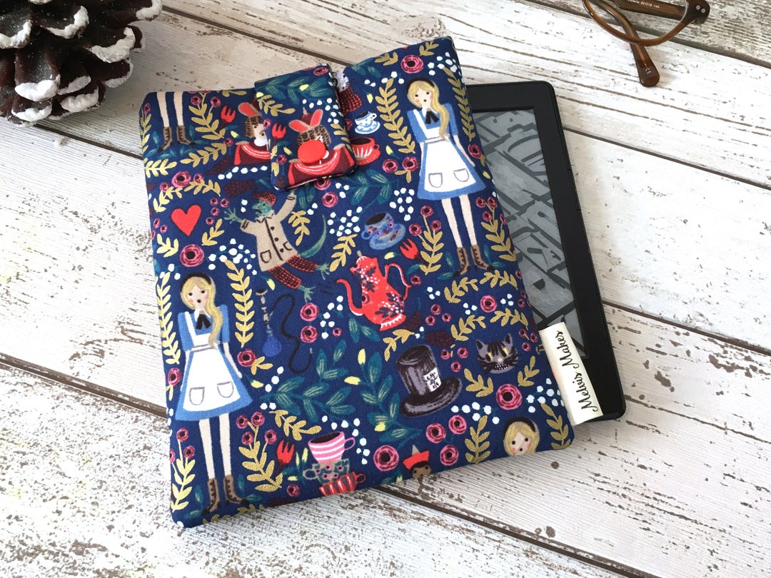 Alice in Wonderland Kindle Case, Padded Ereader Sleeve, Travel Voyage ...