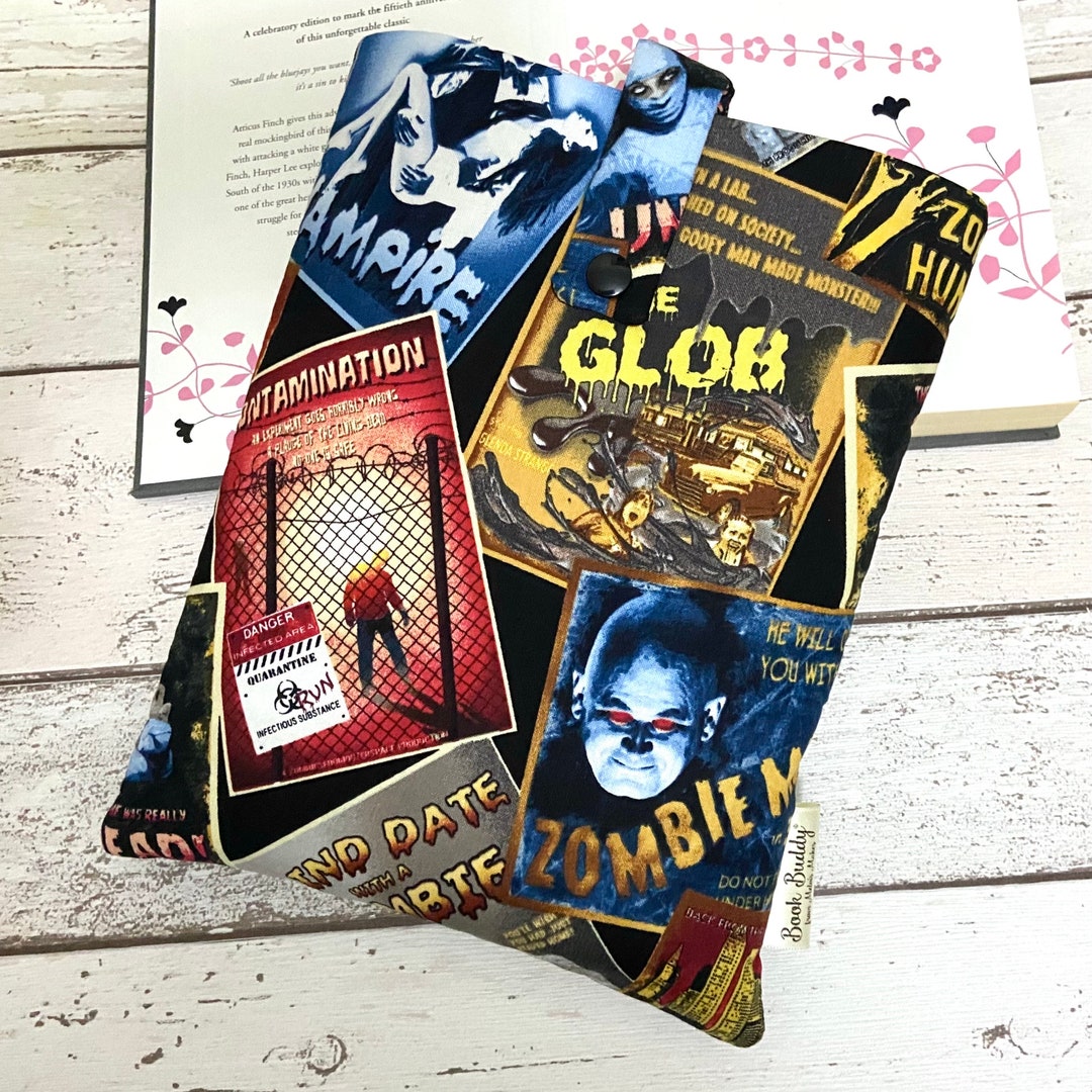 Horror Movie Book Buddy, Retro Book Sleeve, Film Poster Bag, Padded ...