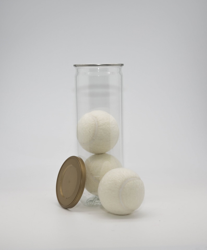 PLAIN Tennis Balls, Avaliable in a Variety of Colours Including White ...