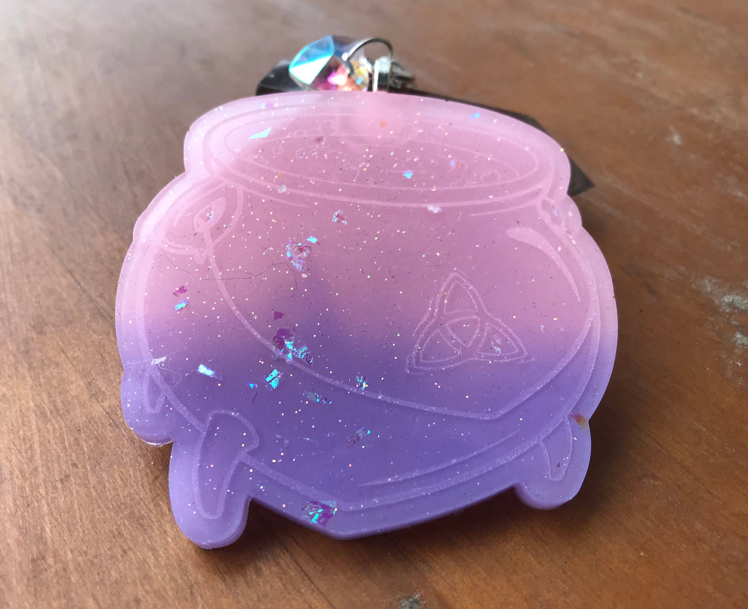 Cauldron Kawaii Pastel Goth Witchy Keychain - Etsy