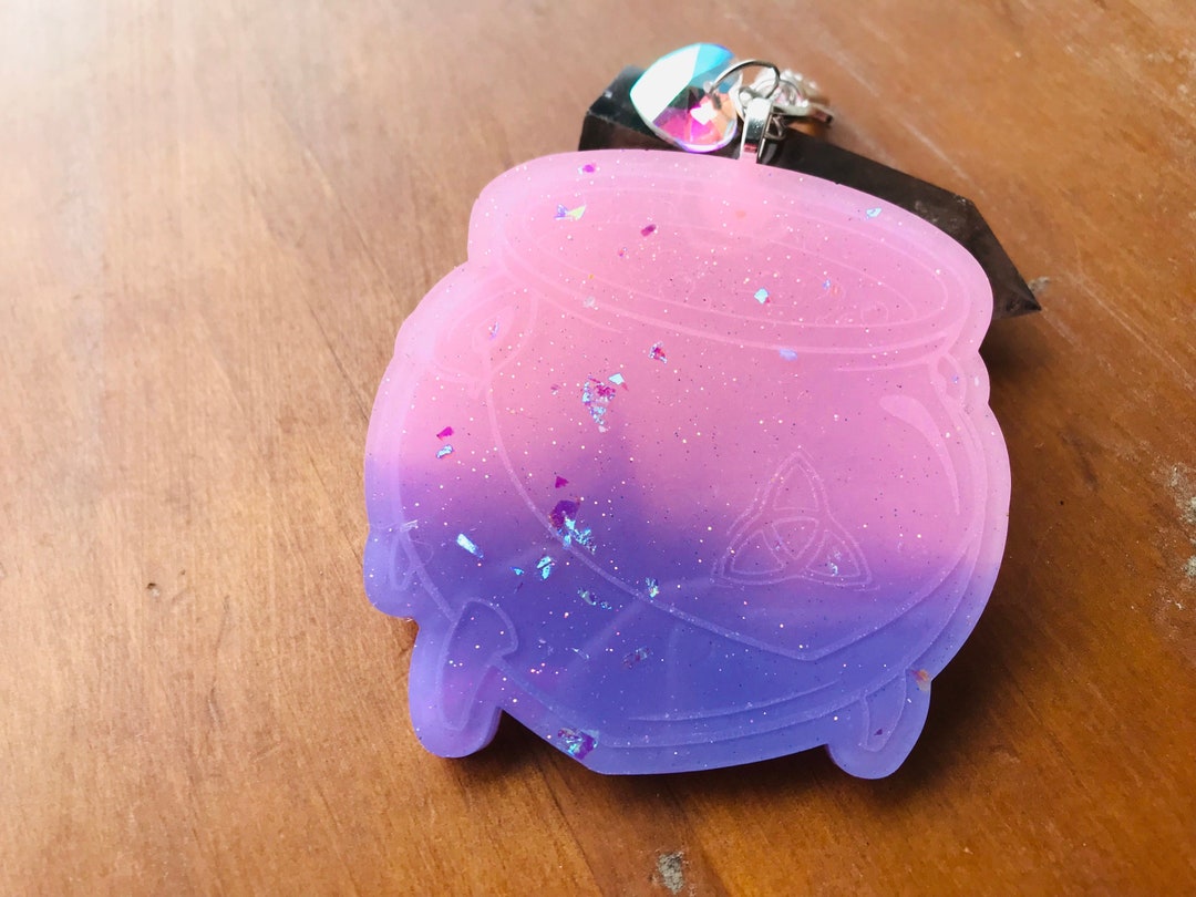 Cauldron Kawaii Pastel Goth Witchy Keychain - Etsy