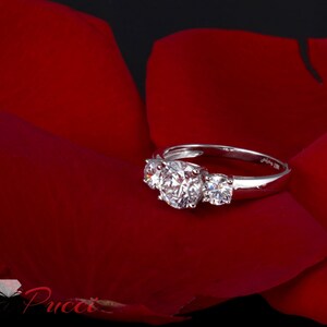 ROUND Cut 3 Stone Wedding Ring, 3 Stone Wedding Band, Three Stone ...