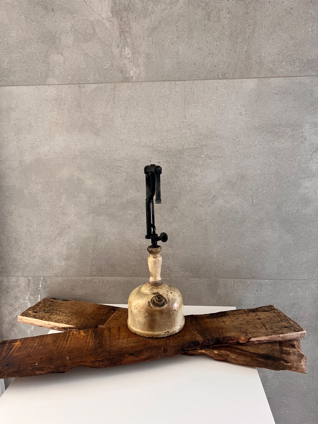 Vintage COLEMN KEROSENE LAMP, Model 128 C, Made in Canada, Coleman ...