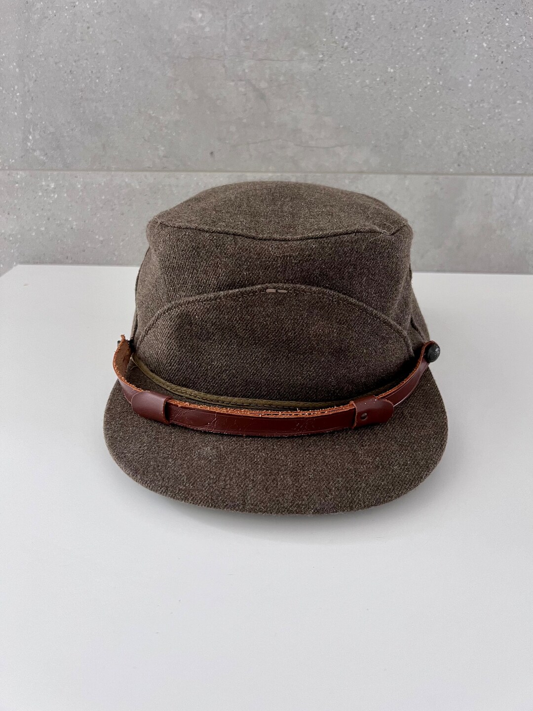 Vintage 1950s CANADIAN MILITARY CAP, Peaked Winter Military Cap, Green ...