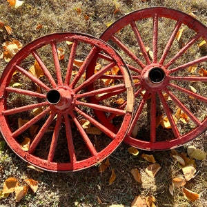 Vintage Large! 1900s CARRIAGE WAGON WHEEL, 25" Red Mid-size Wood Wheel ...
