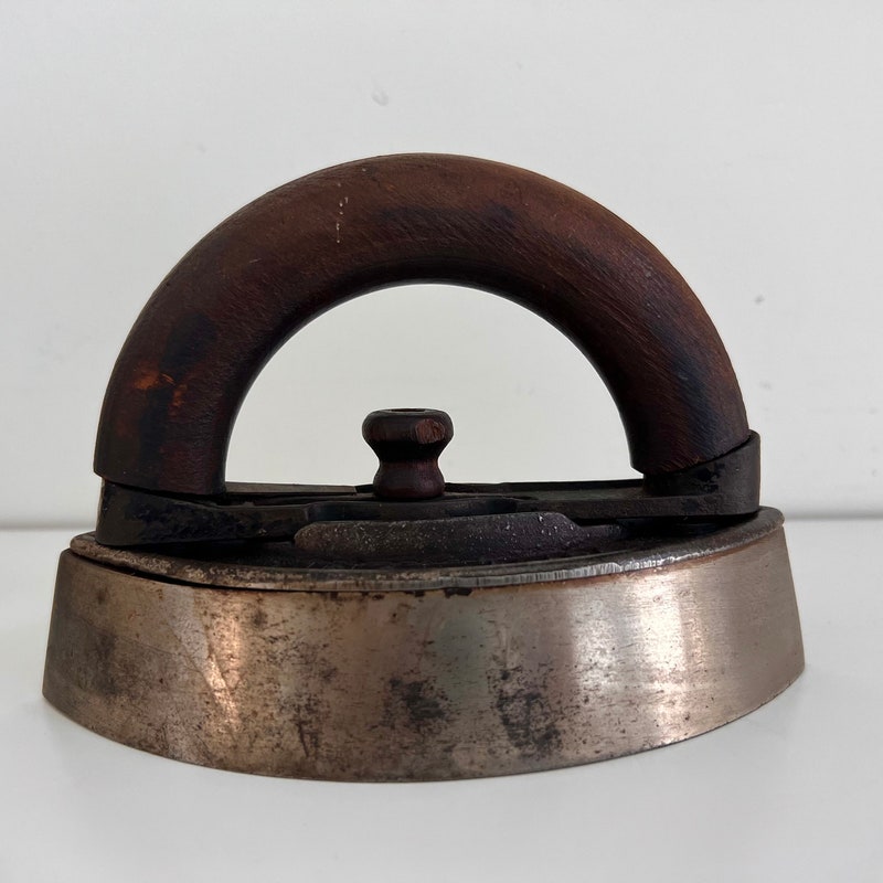 Antique Sad Iron - Etsy