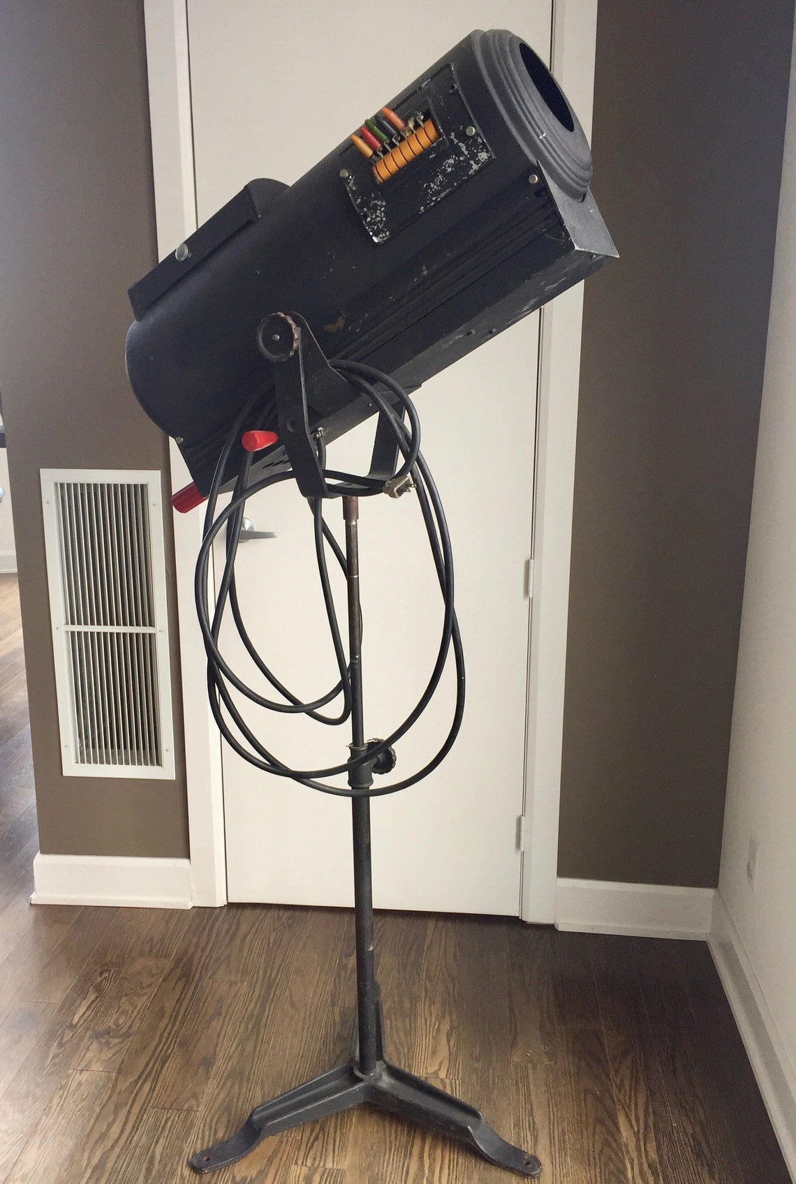 Vintage Industrial Hollywood Spotlight: EACO Superette Movie Light - Etsy