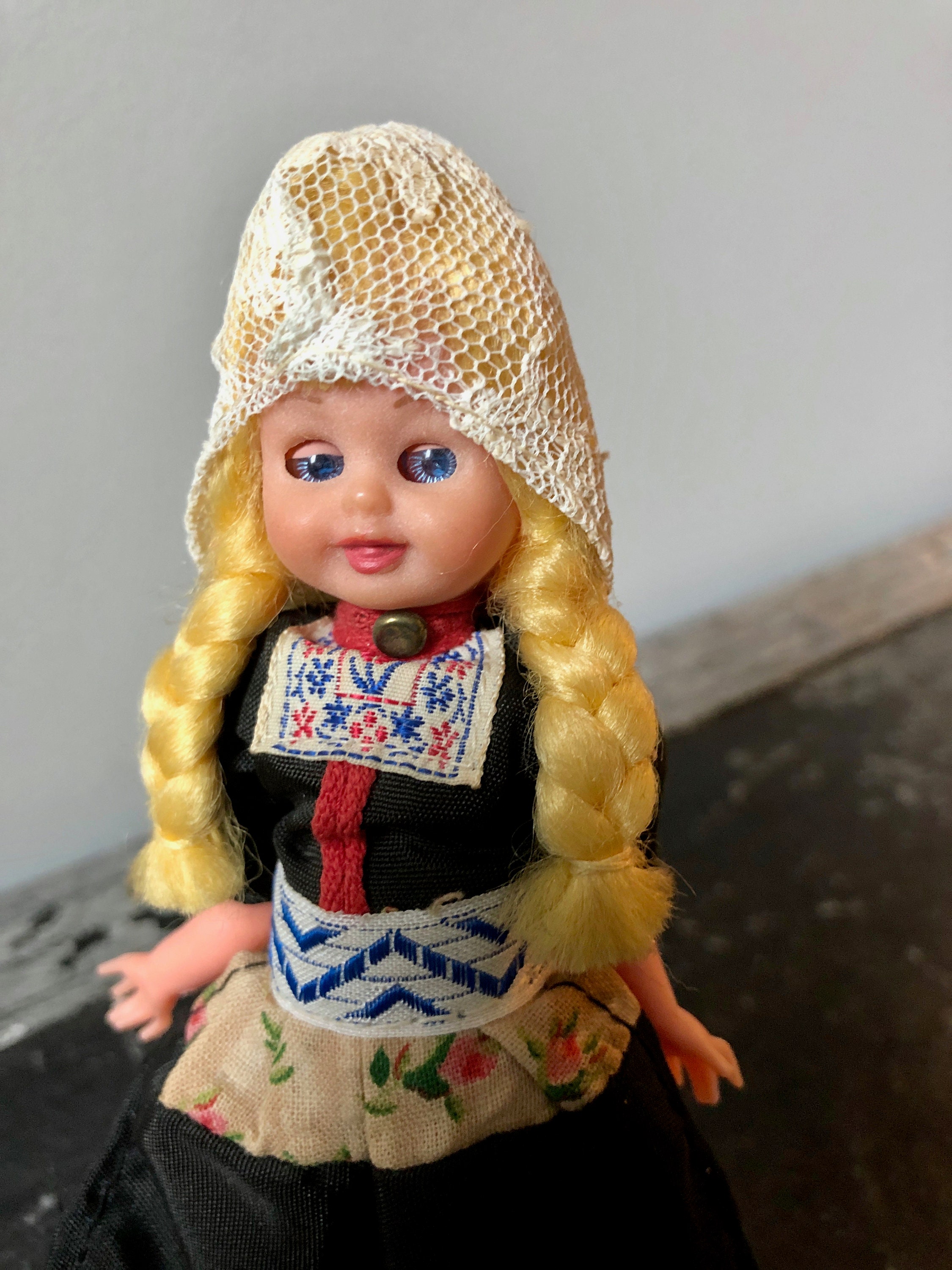 Vintage DUTCH SOUVENIR DOLL Holland Doll in Traditional Dutch - Etsy Canada