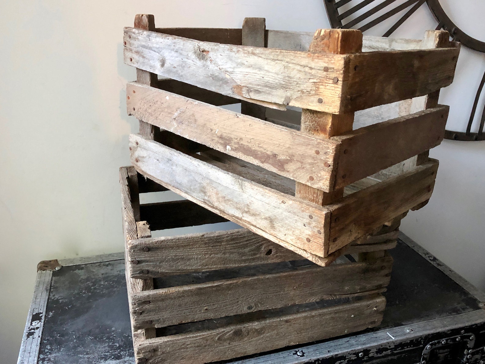 Vintage SLATTED WOOD CRATE Old Distressed Wooden Apple Crate | Etsy