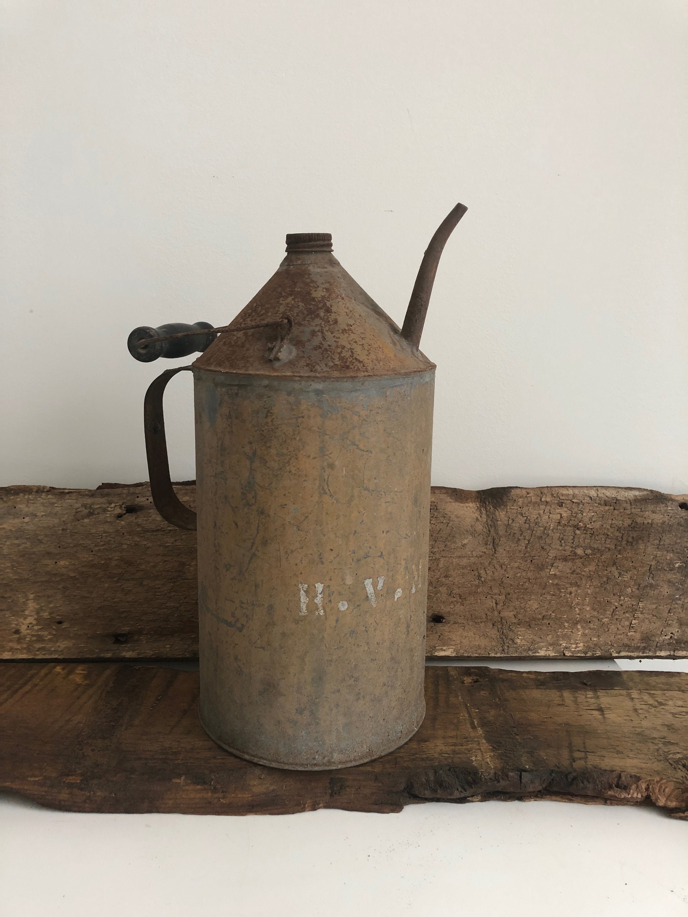 Vintage Rusty LARGE OIL CAN Early 1900s Rustic Petroleum Oil - Etsy